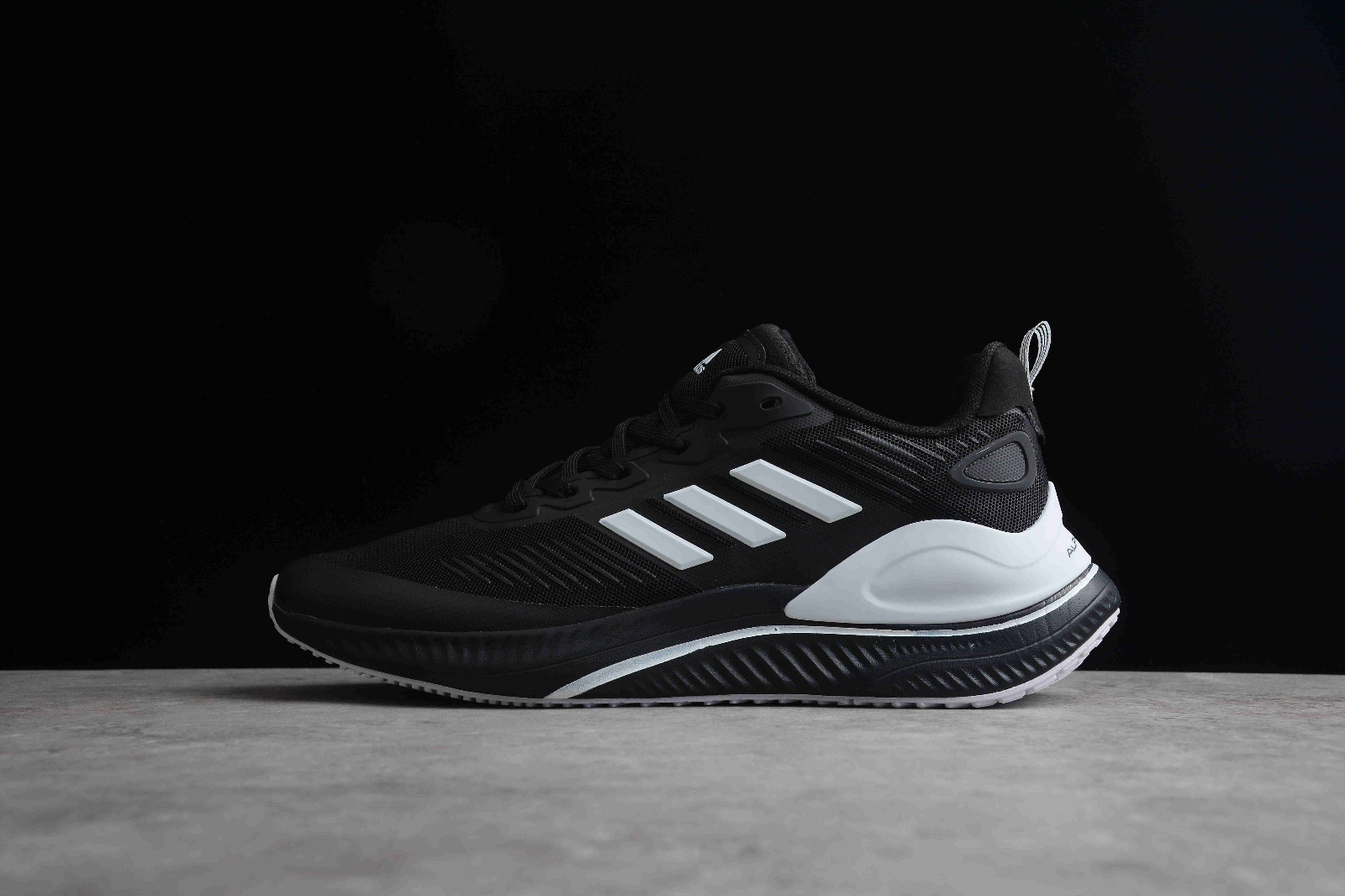 Adidas Originals Alphamagma Core Black Cloud White GV7928 - Other ...