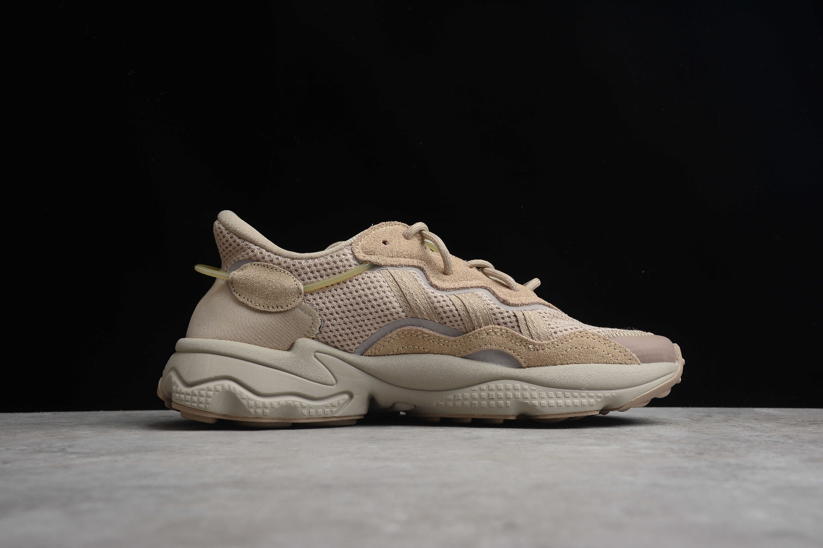 Adidas Originals Ozweego Trace Khaki Brown Running Shoes EE6697 - Other ...