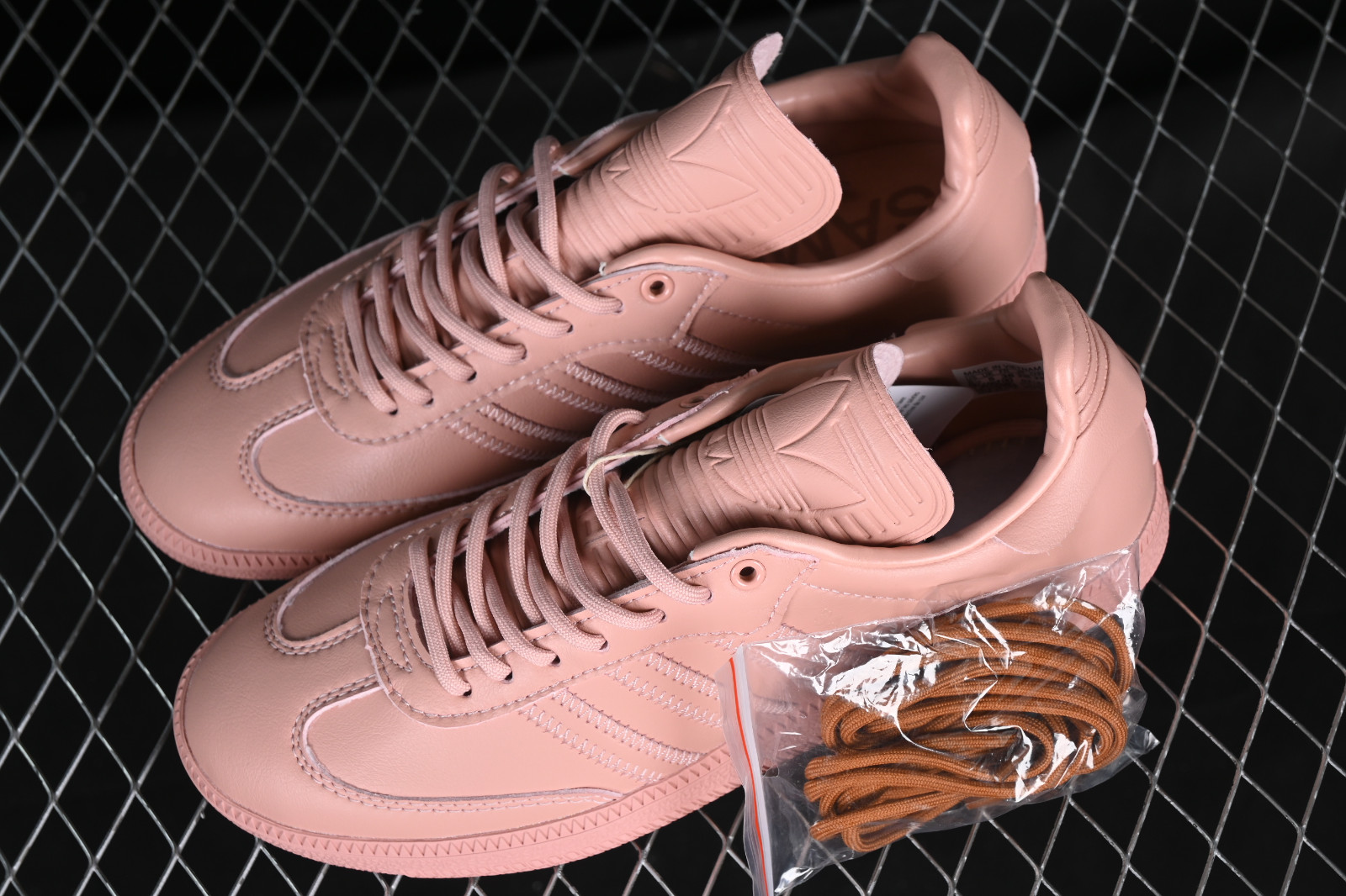 Pharrell Williams Humanrace x Adidas Originals Samba Terracotta IE7290 ...