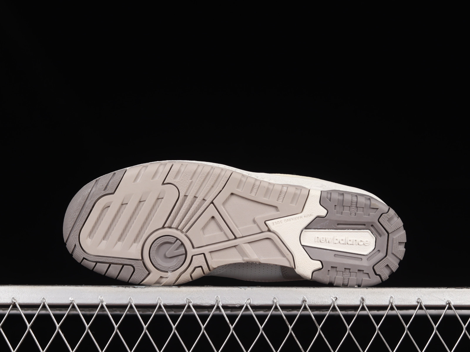 New Balance 550 Salt and Pepper Whit Marble Dark Grey BB550PWA - New ...