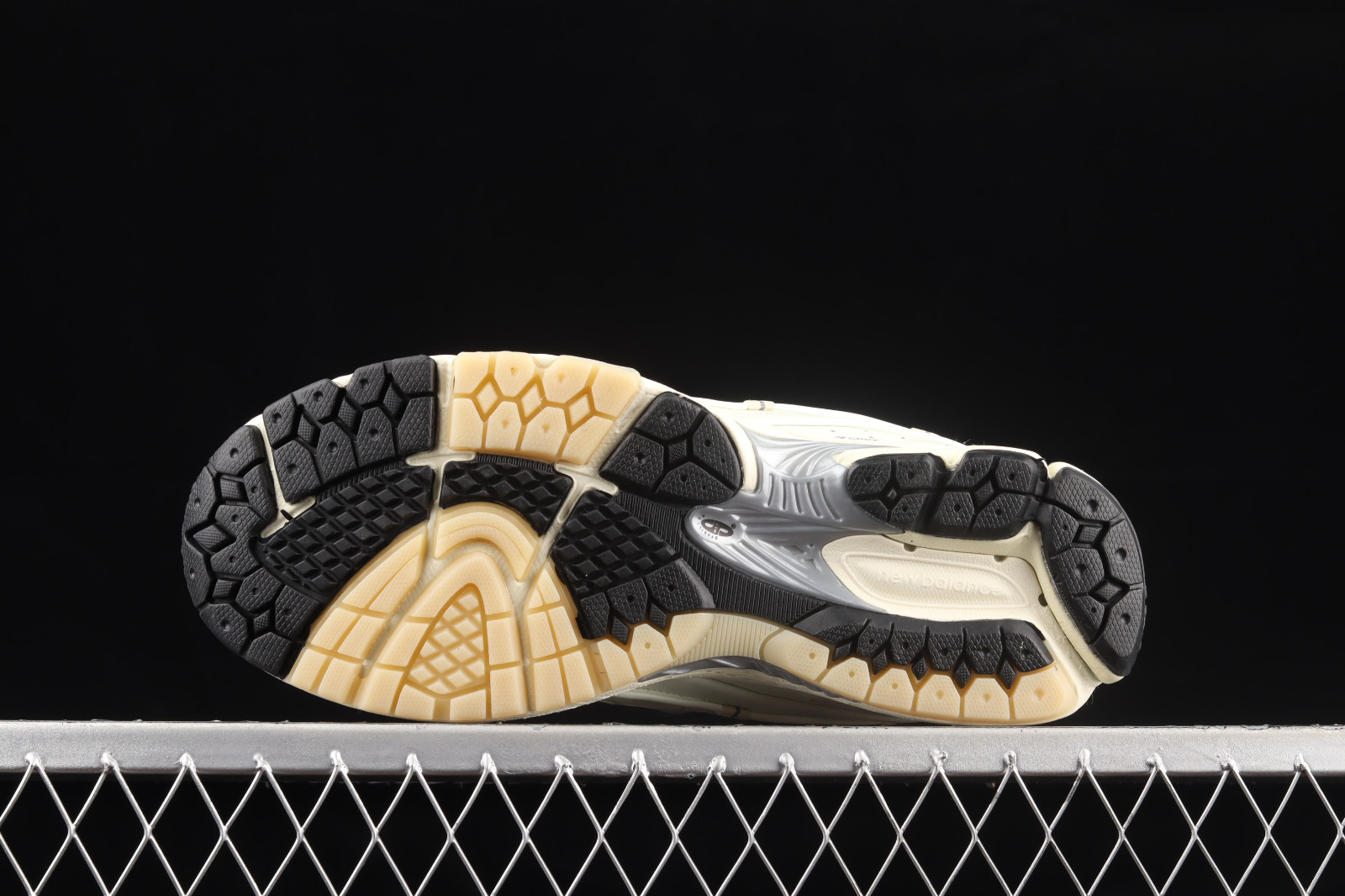 Randomevent x Unik x New Balance 2002R White Black ML2002RX - New ...