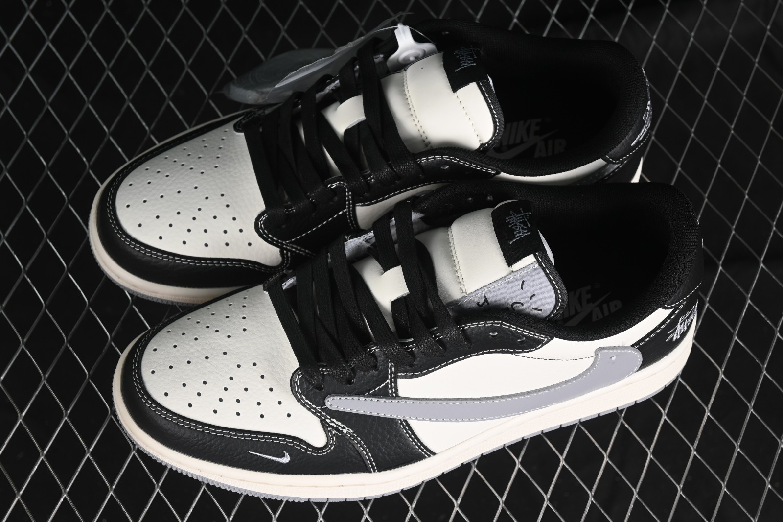 Travis Scott x Fragment Design x Nike Air Jordan 1 Low OG Sail Black ...